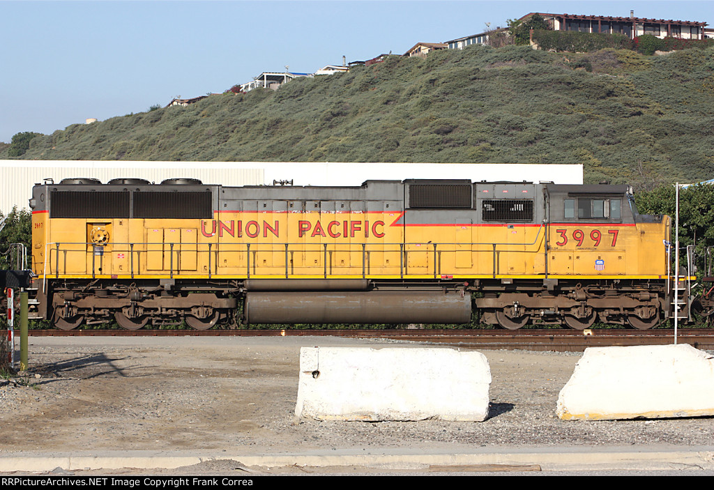 UP SD70M 3997